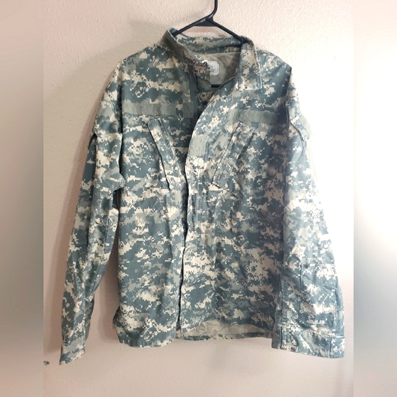 military | Jackets & Coats | Military Issued Camo Fatigue Field Jacket ...